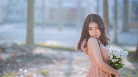 狠心的女人，才能更好地驾驭男人 爱情 卡米拉 好女人 新浪新闻