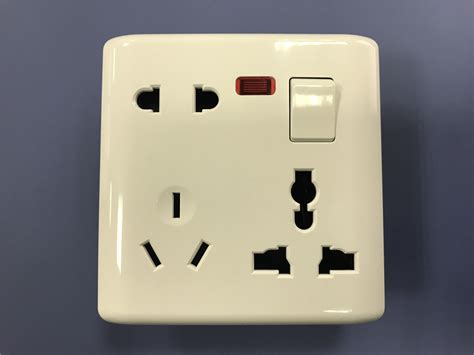 Bangladesh 8 Pin Switch Socket