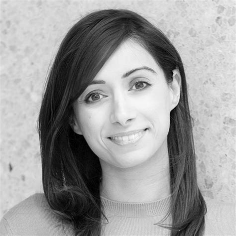 aneeqa khan 100 stories