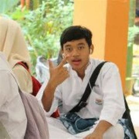 Stream Izzuddin Rasyid Music Listen To Songs Albums Playlists For Free On Soundcloud