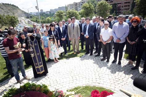 13 ივნისის სტიქიის შედეგად დაღუპულთა პანაშვიდი