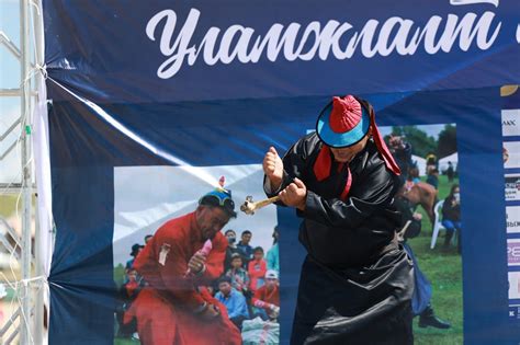 “Даншиг наадам Хүрээ цам 2024” наадмын Сээр цохих тэмцээн Нийслэлийн