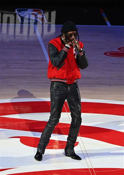 Pin By Wciar On Rappers In 2022 Street Wear Fashion Red Leather Jacket