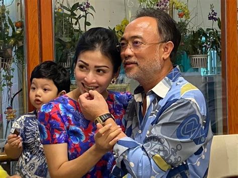 ពិតជាឧត្តមស្វាមីមែន ថ្ងៃបុណ្យនៃក្តីស្រលាញ់ អ្នកឧកញ៉ា គិតម៉េង បង្ហោះសារបែបនេះជូនដល់