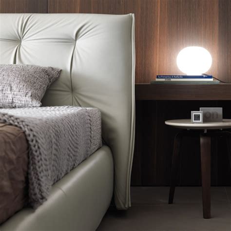 Купить кожаная кровать Кожаный кровать кожаная кровать Скандинавская спальня современный