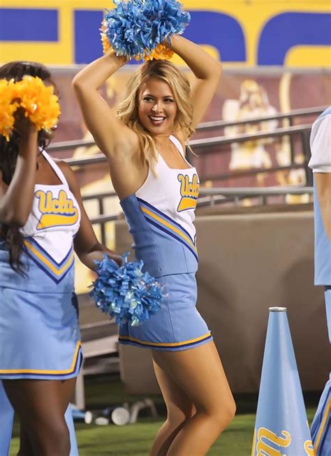 Pin On Cheerleaders Pro And College