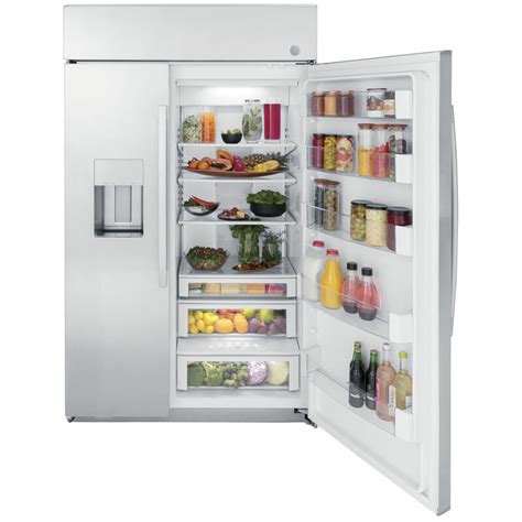 Ge Profile 48 In 28 7 Cu Ft Built In Smart Counter Depth Side By Side Refrigerator With Ice