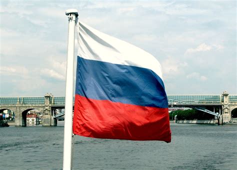 Флаг России I totally went on a boat trip tagois Flickr