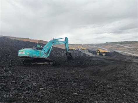 Mining Of Tantalum Coal Nickel Cobalt Lithium Editorial Image Image Of Tantalum Coal