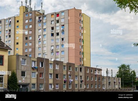 High Rise Complex Walls Hanging From The Windows Social Hotspot In
