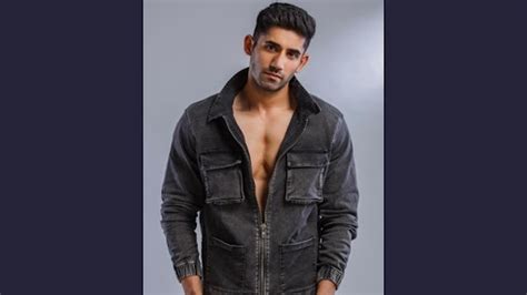 Potluck 2 Varun Sood Joins Cast Of Cyrus Sahukar And Shikha Talsanias