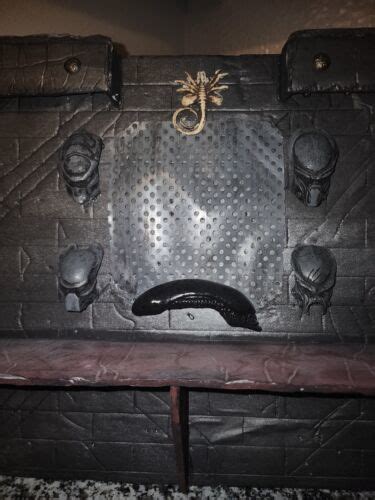 Predator 2 Trophy Wall Diorama 16 Custom Made 4616034920