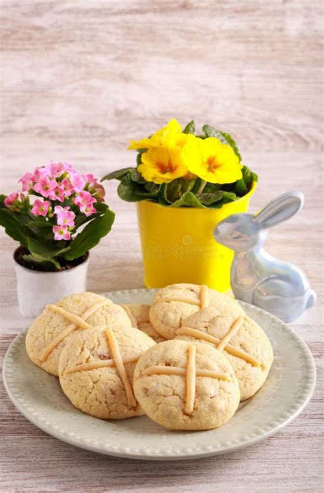 Hot Cross Cookies Stock Image Image Of Brunch Cross 269727389
