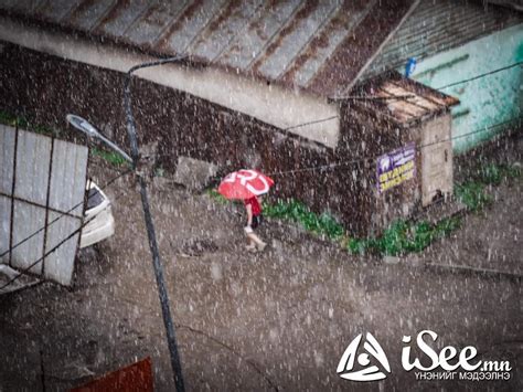 СЭРЭМЖЛҮҮЛЭГ Улаанбаатарт өнөөдөр аадар бороо орох тул үерийн аюулд сэрэмжтэй байхыг