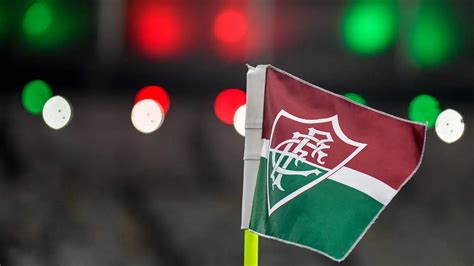 Torcida Do Fluminense Rejeita Baixaria Contra Jhon Arias