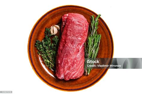 전체 생 필레 안심 스테이크용 쇠고기 송아지 고기 흰색 배경에 격리 0명에 대한 스톡 사진 및 기타 이미지 0명 고기 농장 Istock