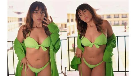 Jinal Joshi Spicy Two Piece Green Bikini Photos Glamsundari In