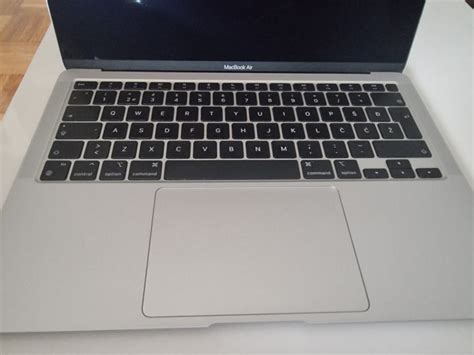 Macbook Air M1 Silver 8 GB RAM 256 GB R1