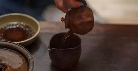 為何吃藥時不能喝茶 每日頭條