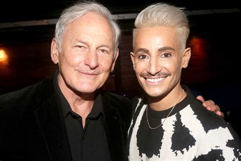 Titanics Victor Garber Visits Movies Off Broadway Musical Titanique