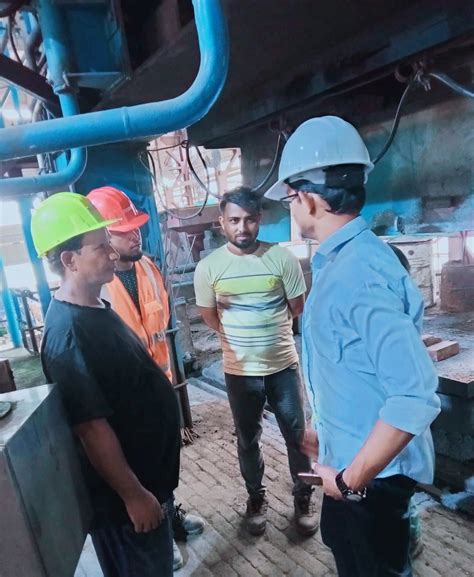 Tool Box Meeting With My Team Members And Workplace Employees Topic