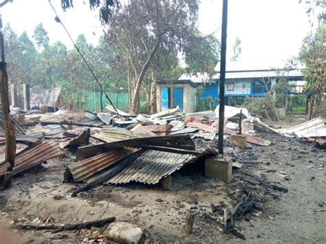 မောင်တောမာအကြမ်းဖက်စစ်ကောင်စီတပ် နန့် အကြမ်းဖက်ဘင်္ဂလီရို့ပူးပေါင်းပနာ ဝေသာလီရွာကို ပစ်ခတ်ဖျက