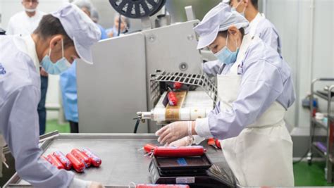 Хоногт 50 тонн мах махан бүтээгдэхүүн үйлдвэрлэх хүчин чадалтай үйлдвэр ашиглалтад орлоо