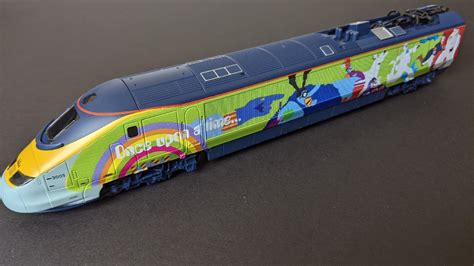 New Hornby R3829 Eurostar Train Pack Beatles Yellow Submarine Oo Gauge