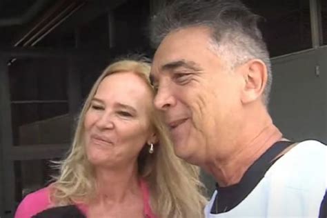 “el Amor Es Lo MÍo” Nito Artaza Se Mostró Con Su “amigovia” Claudia