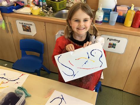 Painting With String In Reception Ferndown First Babe