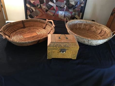 Large Serving Baskets Lot Aumann Auctions Inc