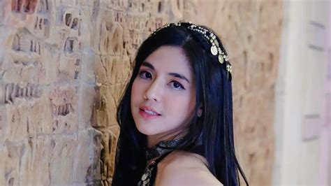 Putri Una Terbaru Berita Foto Video