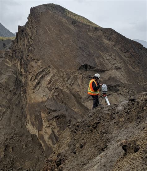 Chilcotin River Flood Sends Trouble Downstream To Fraser Slide Site