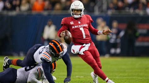 Kyler Murray Apologizes For Wearing A Michael Vick Jersey While Posing
