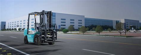 Electric Forklift Vs Fuel Forklift Which Is Better For Your Business