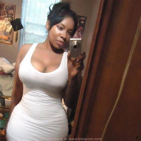 Amazing Ebony Chick In Mirror Selfie Super Hot Ignatiusreilly