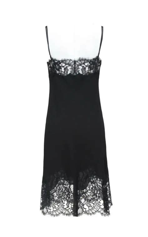 Rosamosario The Haute Couture To Dress And Undress