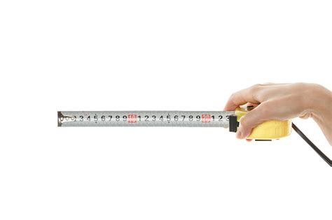 여성의 손을 잡고 크기를 측정 하는 테이프 측정 흰색 배경에 고립 개념에 대한 스톡 사진 및 기타 이미지 개념 건설 산업 건설업자 Istock