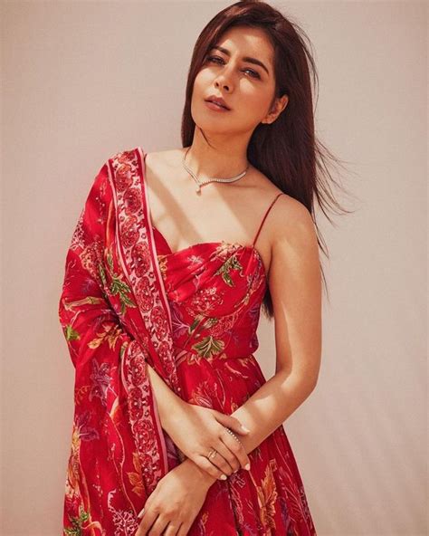 Raashi Khanna Looks Cute In Red Chudidhar Glam Actress