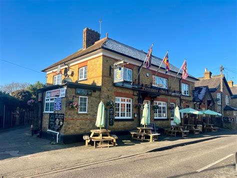 1 North Street Egham Surrey Tw20 Nevin And Wells