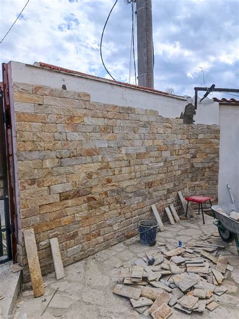 Вътрешни и външни ремонти Строителни услуги София Работим на ниски цени и гарантирам з