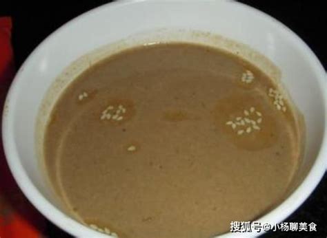 调稀芝麻酱用油还是用水两种方法教给你细腻丝滑香味浓 东方养生频道 东方养生