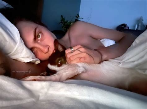 Cara Delevingne Nude Leaked Pics And Topless Sex Scenes