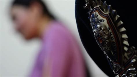 Ոստիկանությունը՝ երեխային բռնության ենթարկած կնոջը բերման ենթարկելու մասին Youtube