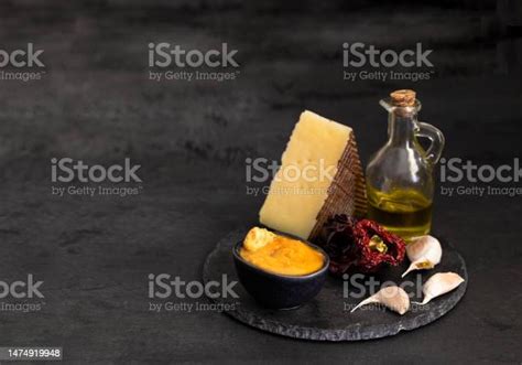 알모그로테 전형적인 치즈 소스 형태 고메라 카나리아 제도 스페인 및 잉그리디엔트 검은색에 대한 스톡 사진 및 기타 이미지 Istock