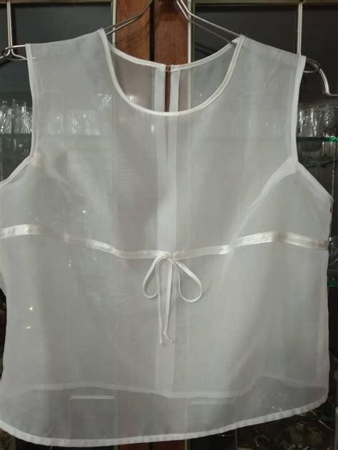 Річна ошатна блузочка размер48 50 — ціна 50 грн у каталозі Блузи Купити жіночі речі за доступною