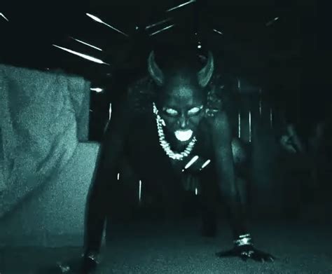 Doja Cat Demons Music Video In 2023 Cats Cat Aesthetic Bad Wigs