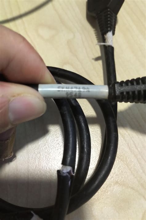 Please Help Identify This Cable R Cableadvice