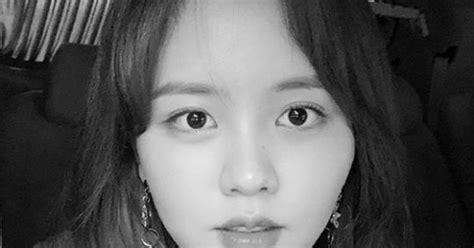 클로즈업 청순여신…김소현 흑백의 단아