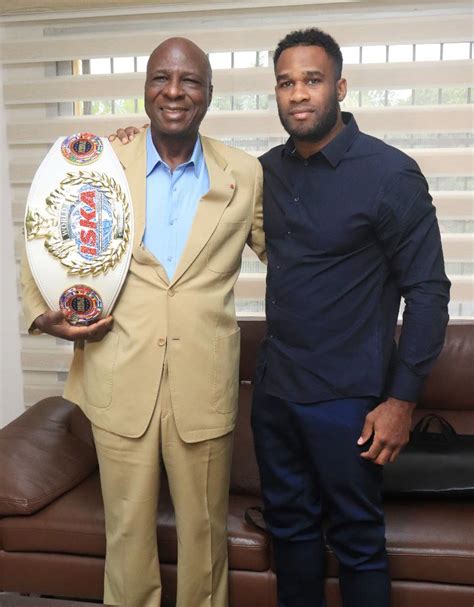 Sport Kickboxing Bamba Cheick Daniel Reçoit Livoirien Fabrice Daligôzô Gnédré Trois Fois